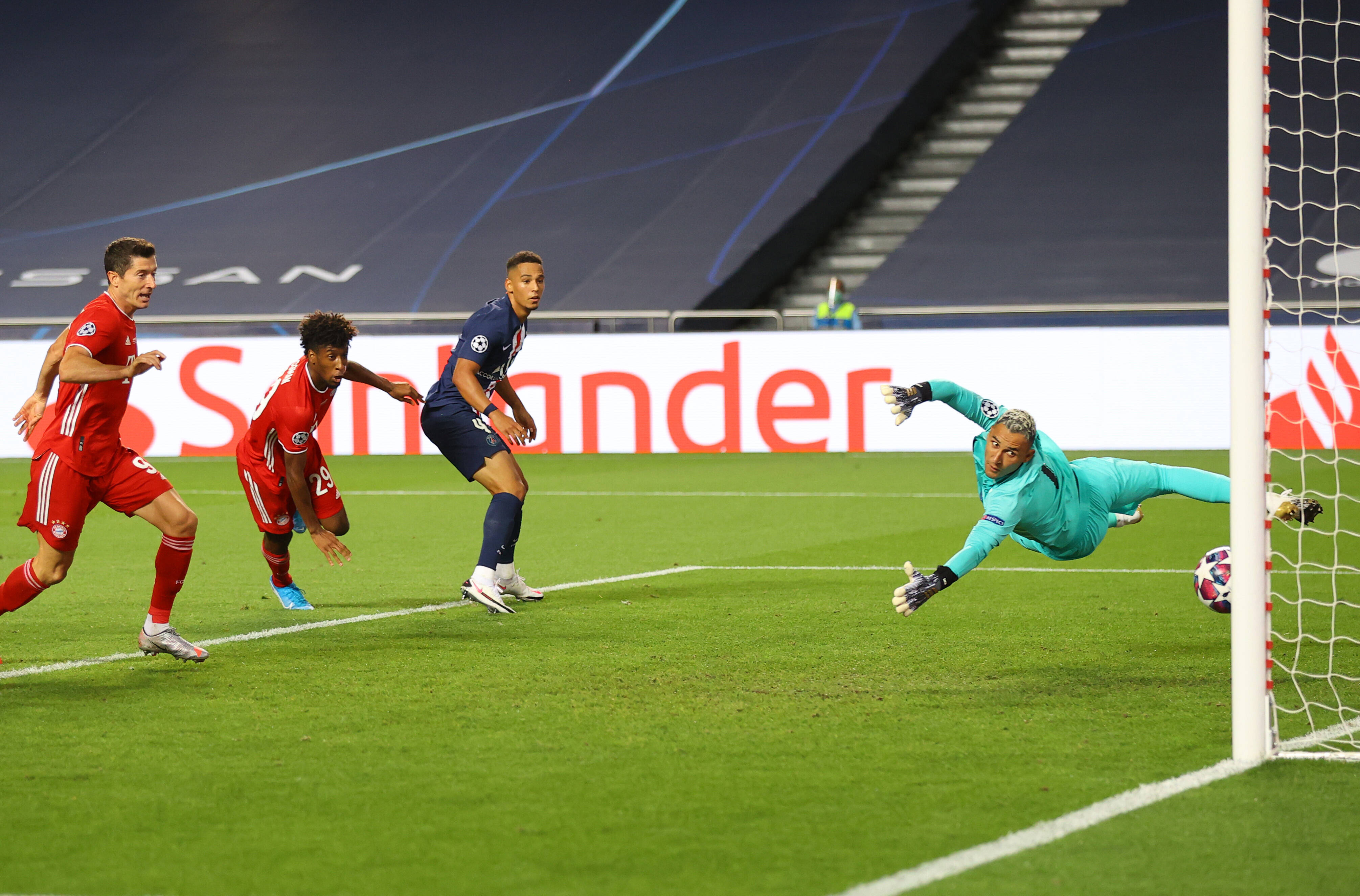 Vor CL-Kracher des FC Bayern: "Auf geht’s, Paris" - nanu, Kingsley ...